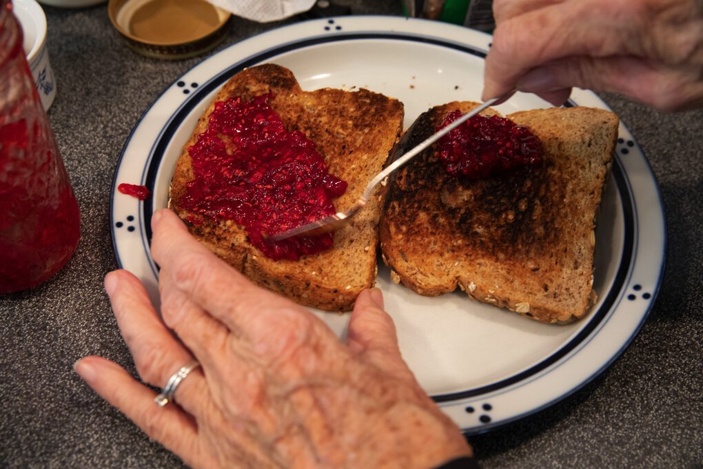 After 71 years, their marriage — and that wedding gift of a toaster ...